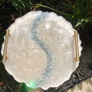 Super Sparkly Round Decorative Geode Tray Pick Your Color - Etsy