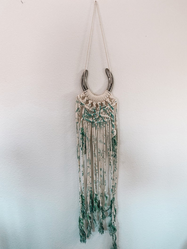 Macrame Horse Shoe Dream Catcher - Etsy