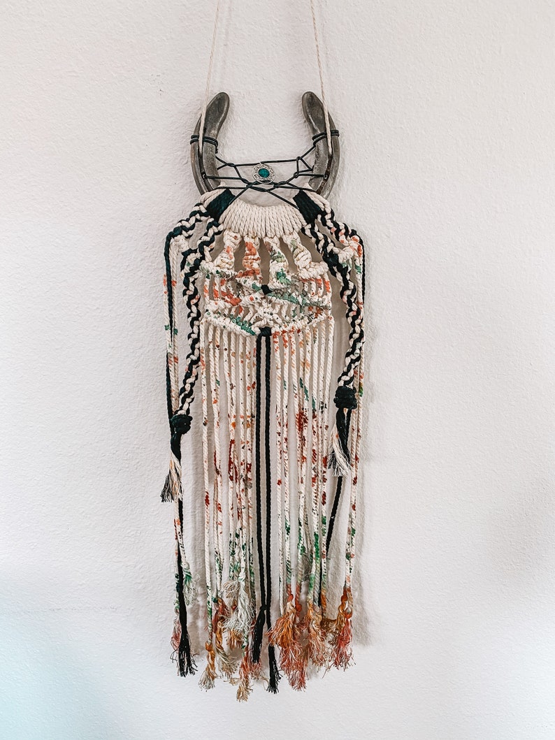 Macrame Horse Shoe Dream Catcher - Etsy