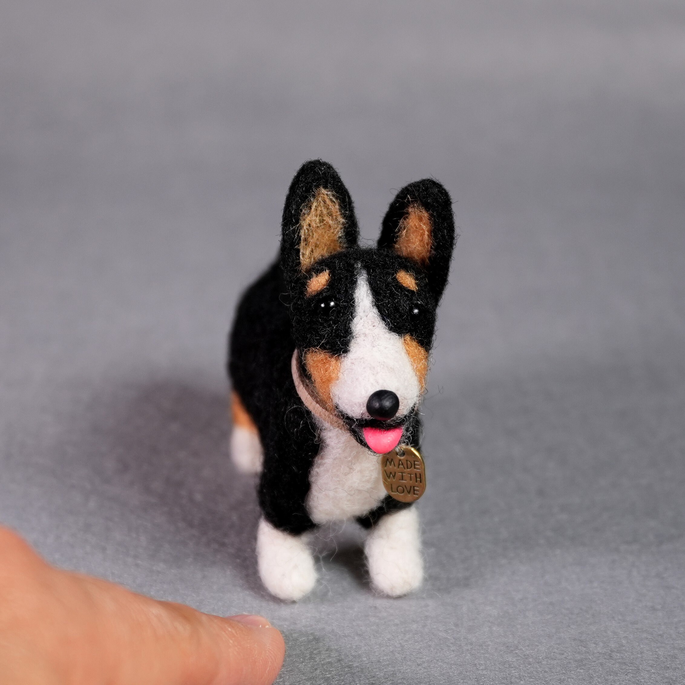 Needle Felted Corgi, Small Felted Dogs, Miniature Animal, Ready- Made ...