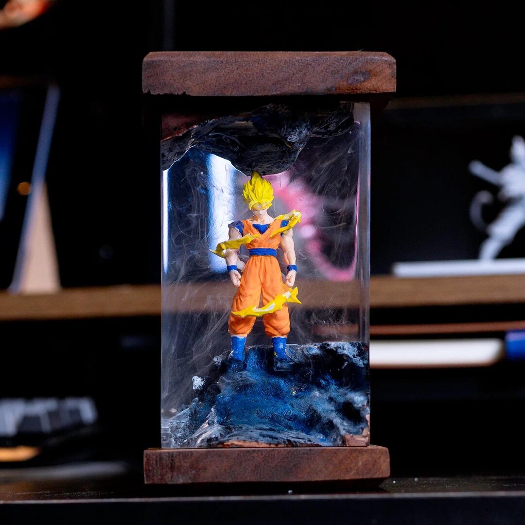 Goku Super Saiyan Resin Lamp – Handmade Dragon Ball Z LED Light Box ...