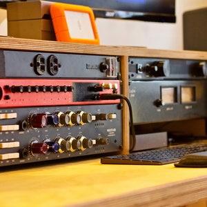 Double Bay Desktop Studio Equipment Rack Solid Wood Quick Turnaround 19 ...