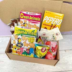 Asian Snack Mystery Box | Dagashi | Japanese Snacks | Korean Snacks ...