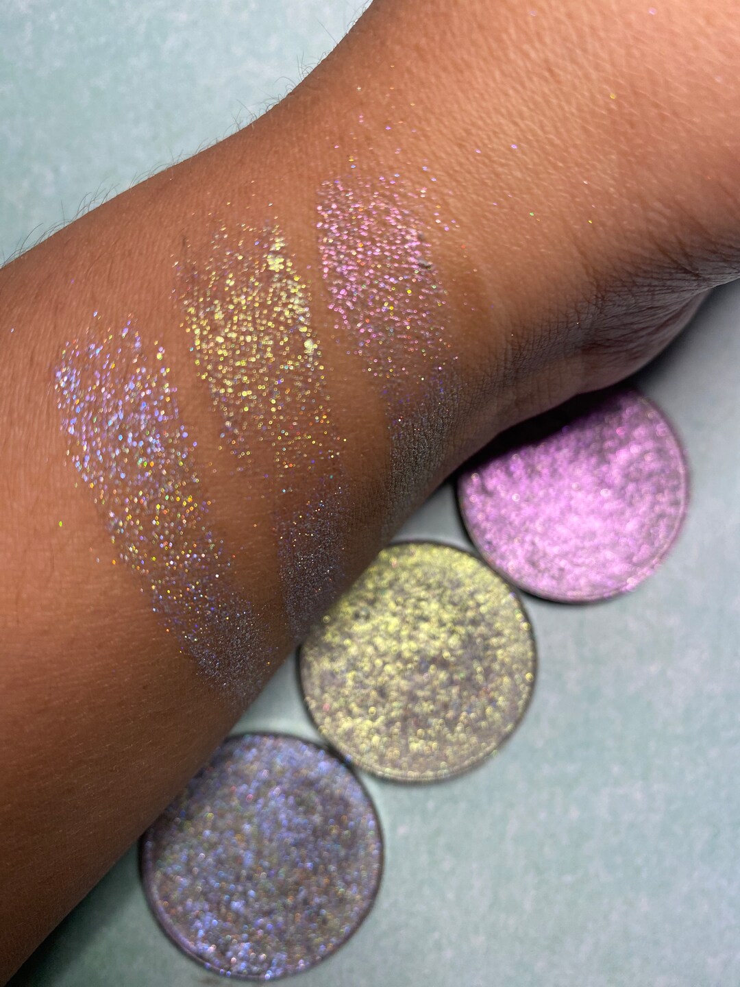 Holographic Hybrids multichrome Highlighter/eyeshadow - Etsy