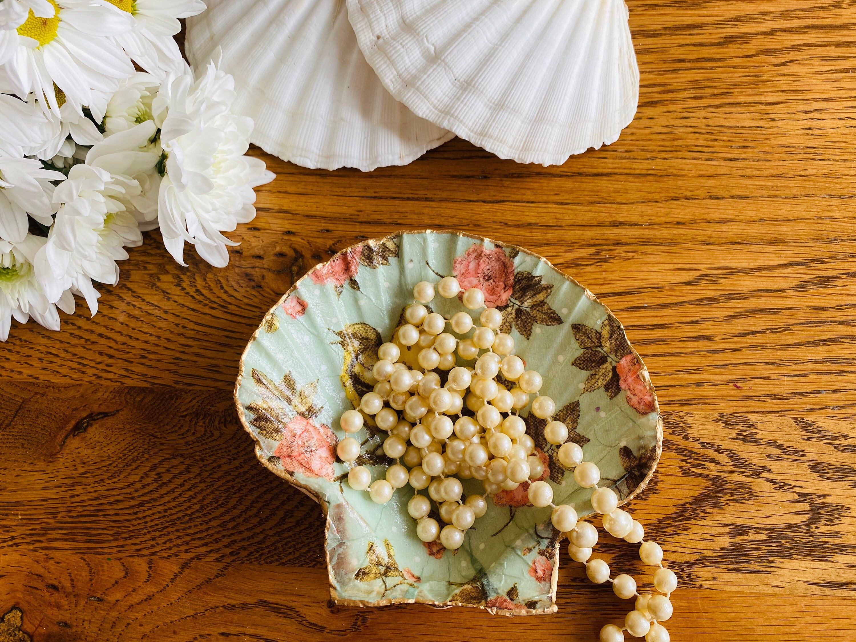 Scallop Shell Trinket Dish Birds and Flowers Decoupage Ring - Etsy UK