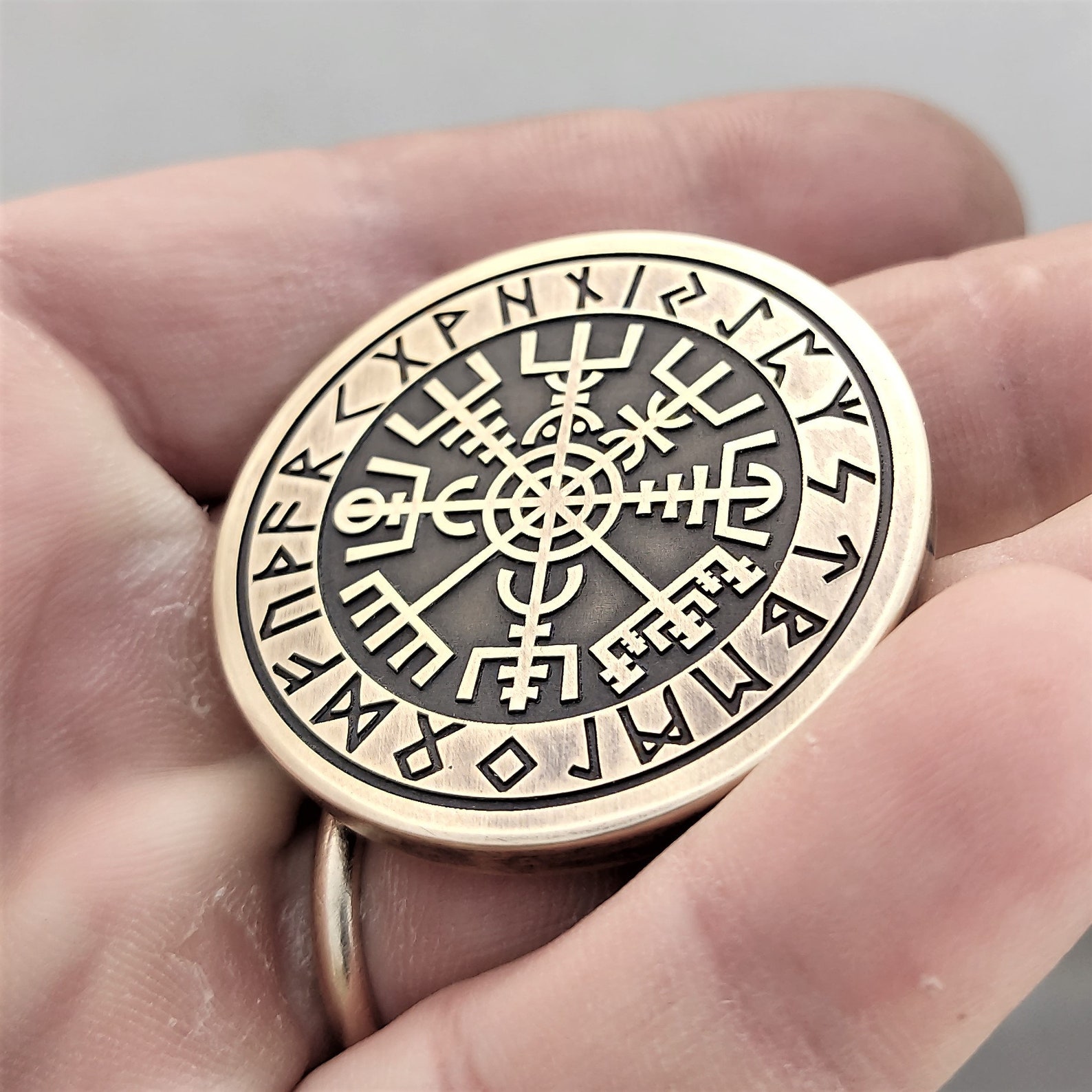 Vegvisir - Viking Compass - EDC Brass Worry / Challenge Coin - Life ...