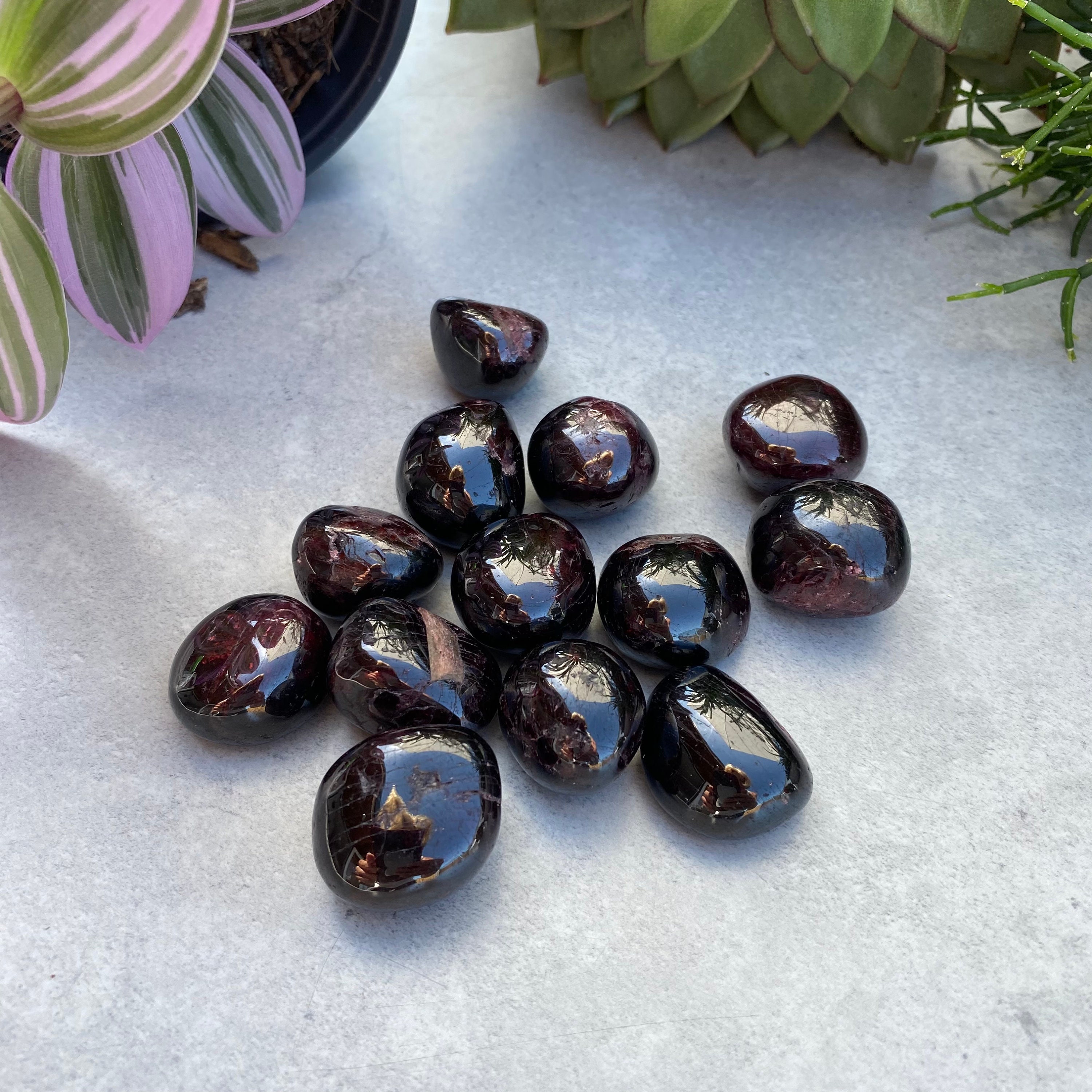 Garnet Polished Pebble A Tumbled Gemstone - Etsy UK