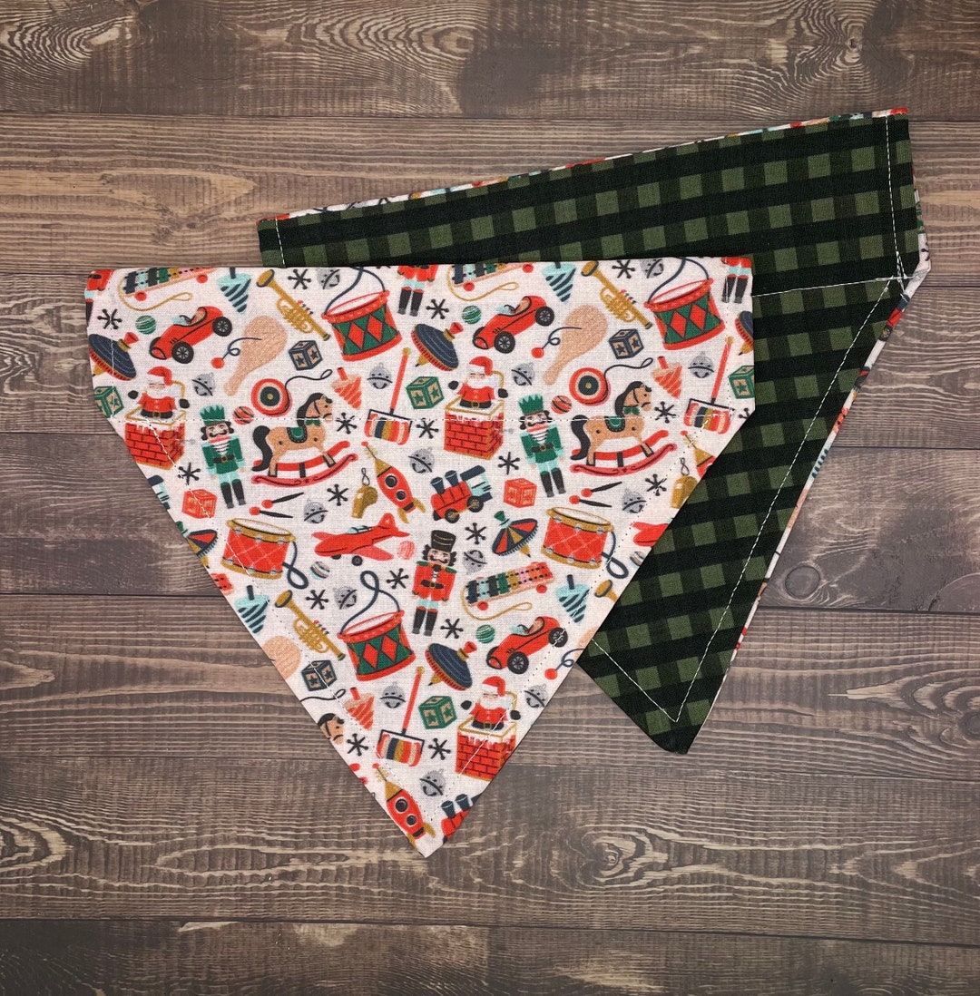 The "vintage Christmas Toys” Bandana - Etsy