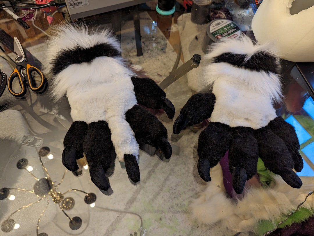 Werewolf Paws / Furry / Fursuit / Canine / Monster / Five Fingers ...