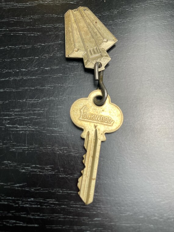 vtg Keychain & Key RM 911 Hotel Mark Hopkins San Fran… - Gem