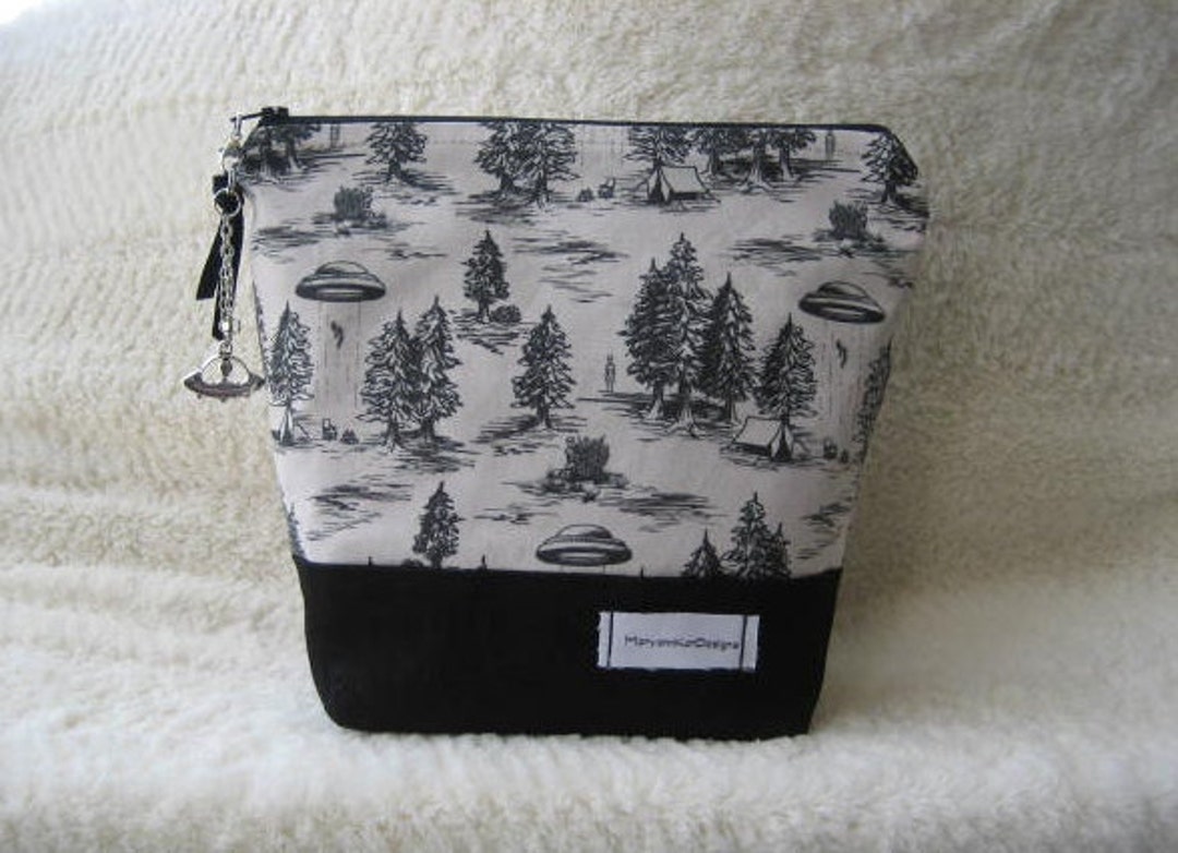 UFO Project Bag, Alien Abduction Theme Bag, Travel Bag, Cosmetic Bag - Etsy