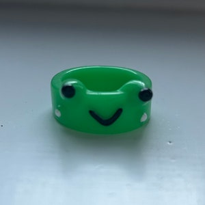 CUTE Frog Ring in Frog Jewellery Box Green Frog Ring Couples Engagement ...