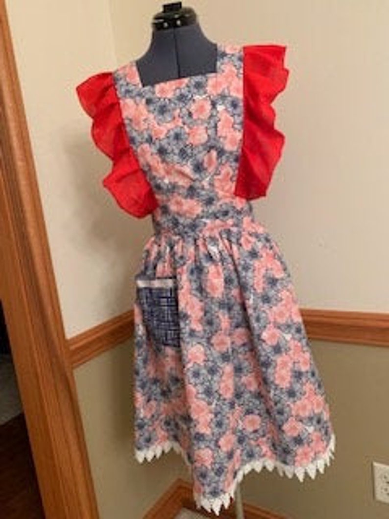 1940's Inspired Apron - Etsy