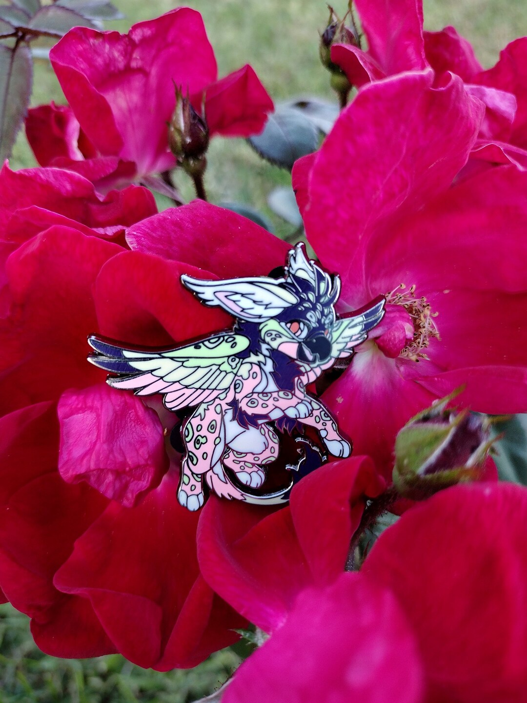 Esmeray #30 | Fursona Pin Griffin Adopt / Mythical Pink Purple / Furry ...