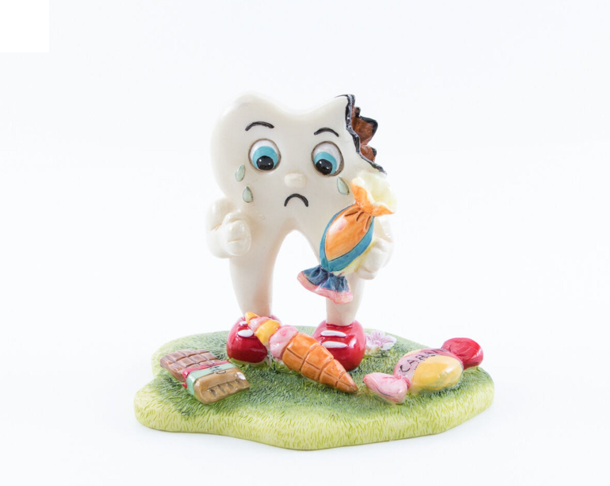 Dental Figurine Decoration Tooth Molar With Cavity Hand-painted Resin ...