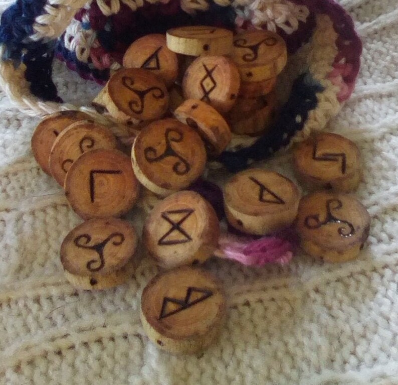 Triskelion Rune Set - Etsy