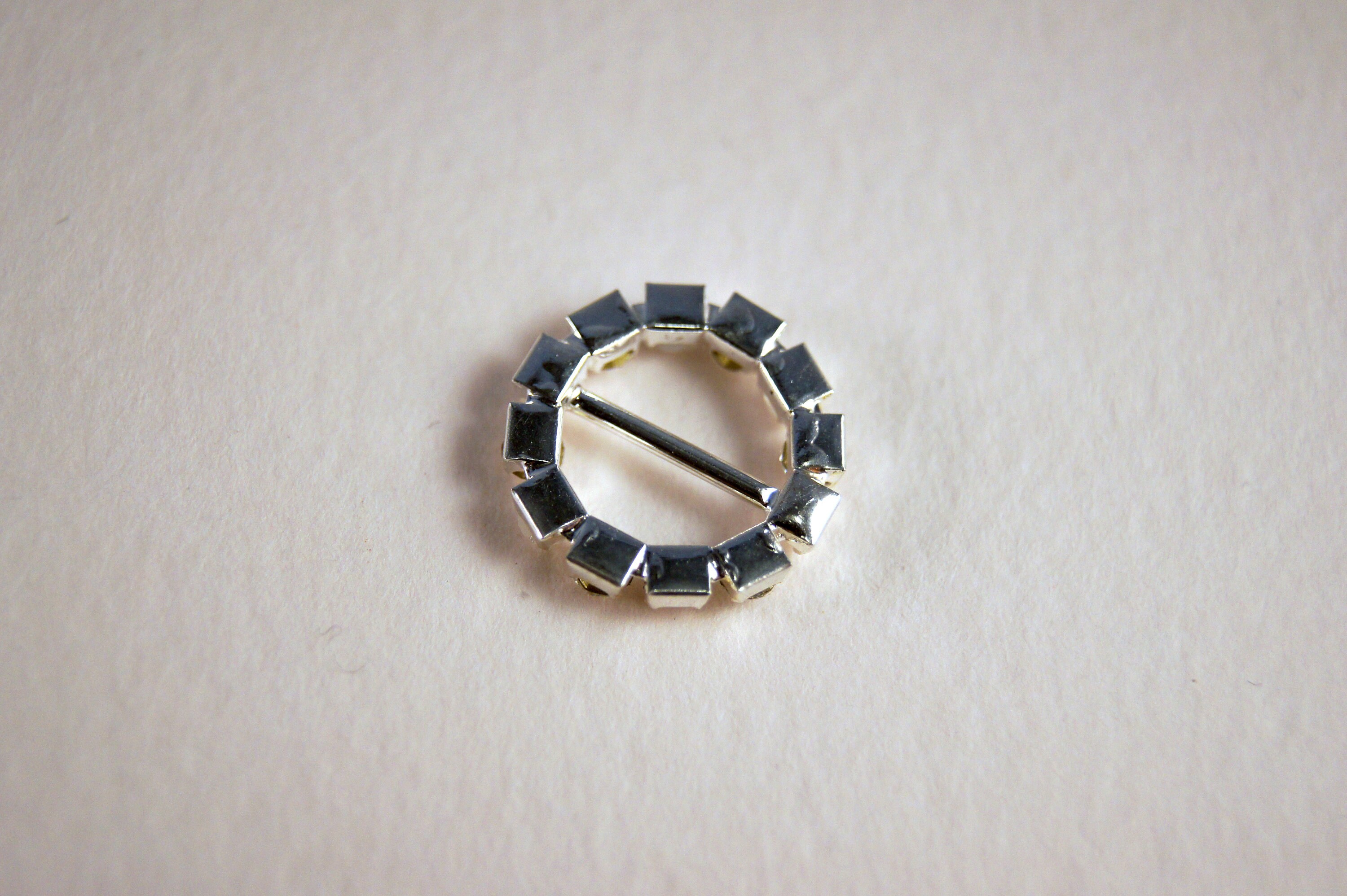 5 Small Round Rhinestone and Pearl Buckle Slides - Etsy