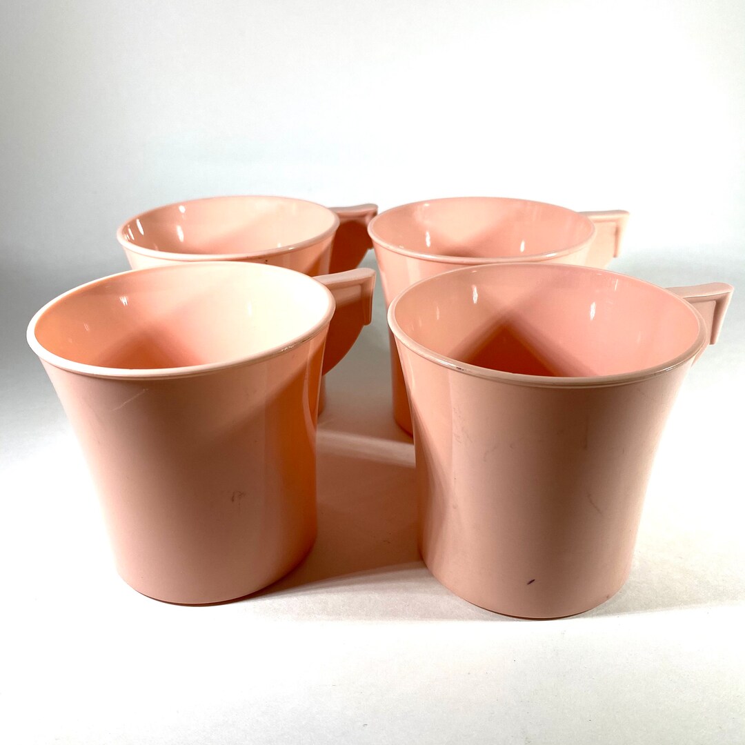 Vintage 1960's Casual Ware Jerywil Peach Plastic Cups 4 Piece Set ...