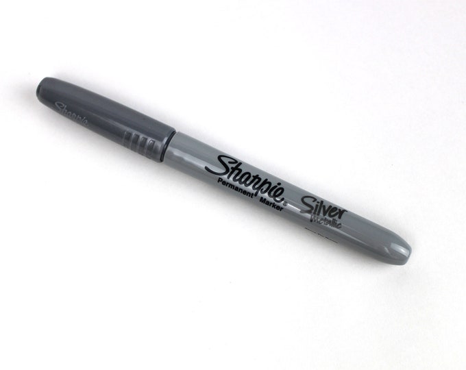 Metallic Silver Sharpie With Fine Point // Grey Permanent Marker for ...