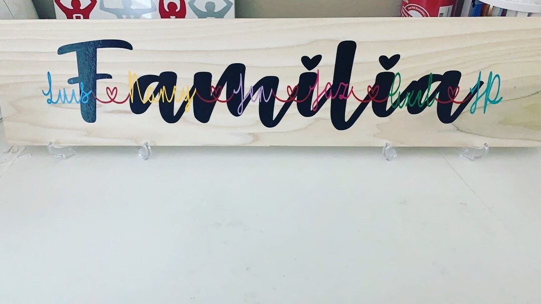 Family “familia” Wood Sign With Names - Etsy