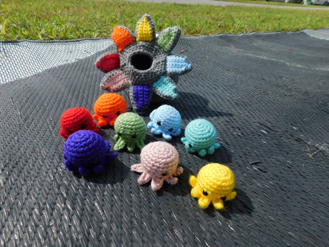Crochet Octopus Mama With Babies: Amigurumi Stacking Toy - Etsy