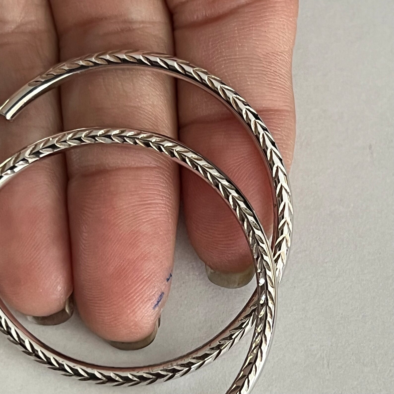 Flashy Thin 2 Diamond Cut Super Pretty Light Round Hoop Earrings Light, Sparkly Vintage Sterling ...