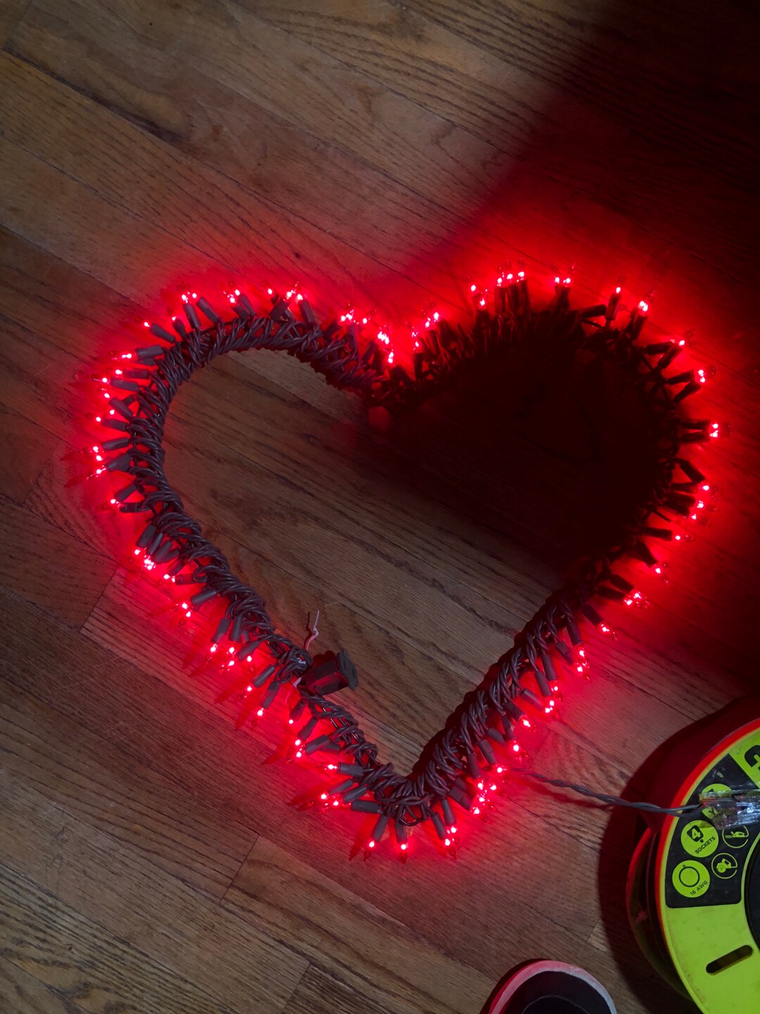 New Design 16” Lighted Heart Wreath Red Heart Lights 100 Red Bulbs ...