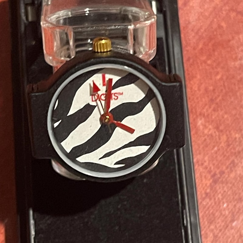 Gold Digit Ring - Etsy