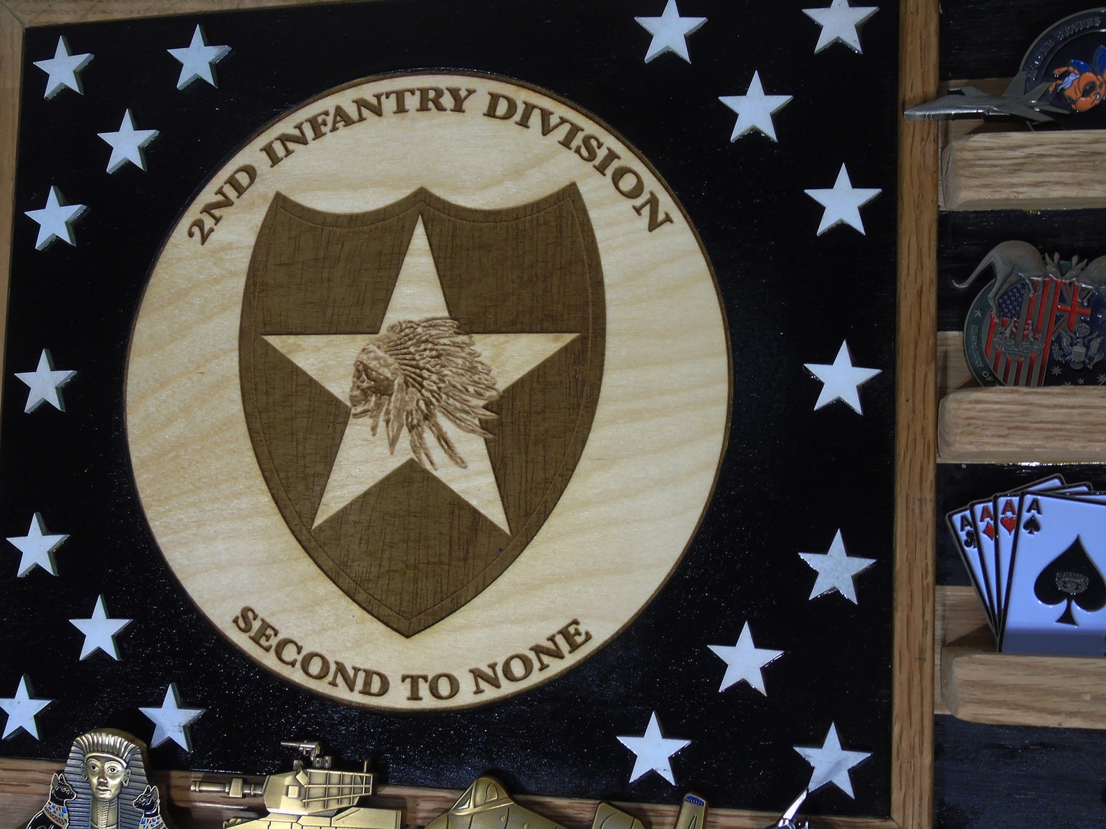 2nd Infantry Division US Army Challenge Coin Display: Hardwood Flag (36 ...