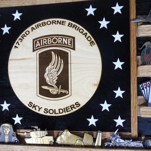 173rd Airborne Brigade Challenge Coin Display: Hardwood US Army Flag ...