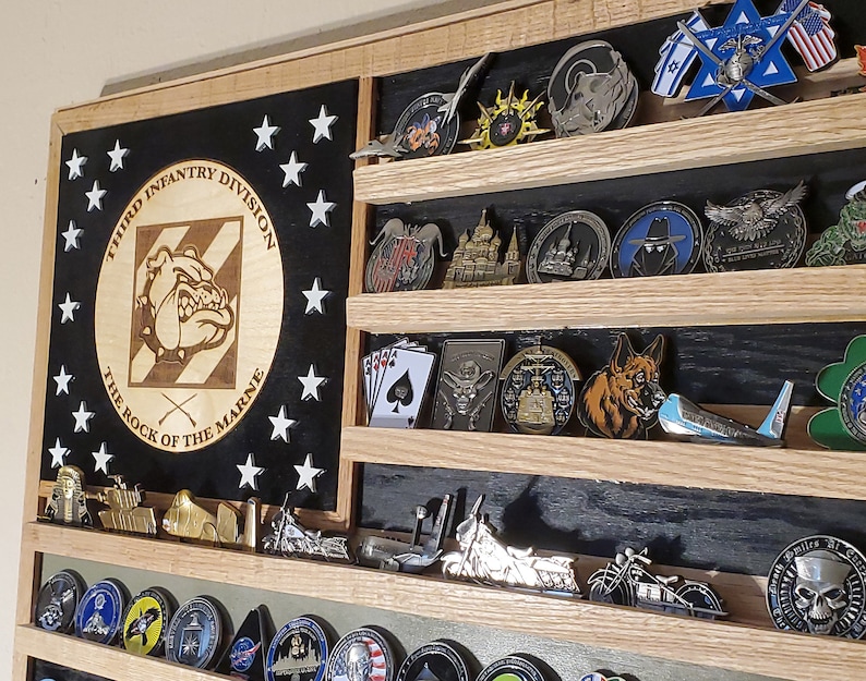 3rd Infantry Division US Army Challenge Coin Display: Hardwood Flag (36 ...