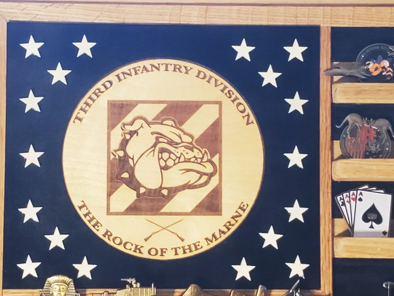 3rd Infantry Division US Army Challenge Coin Display: Hardwood Flag (36 ...