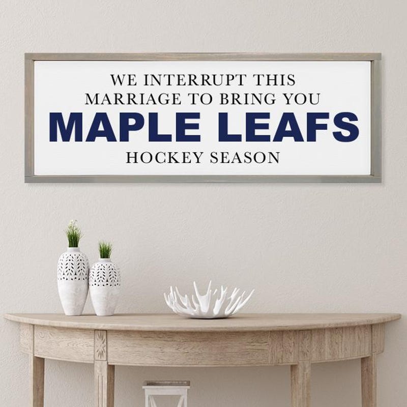 Maple Leaf Sign - Etsy