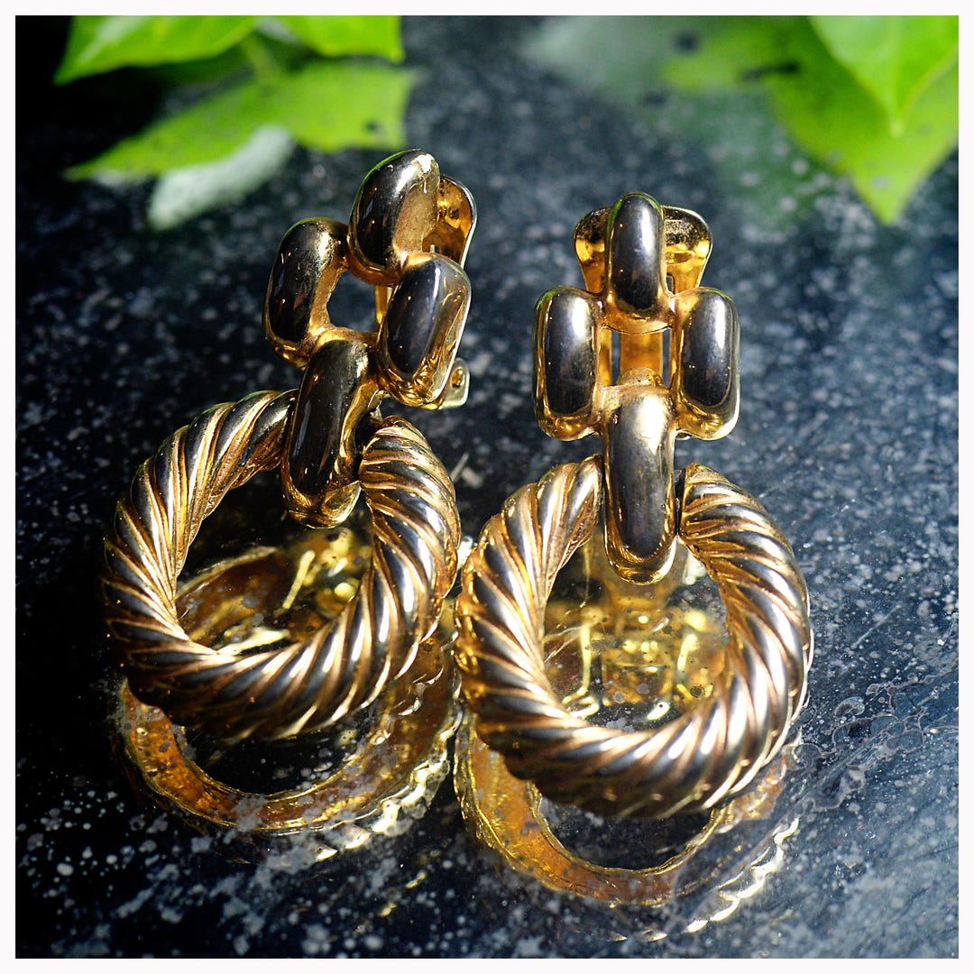 Retro Givenchy Style Gold Tone Oval Hoop Door Knocker Clip on Earrings, 80s Glamour Earrings ...