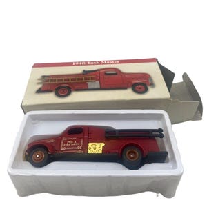 Readers Digest 1/64 Scale 1948 Task Master Red Fire Engine 1999 Diecast ...