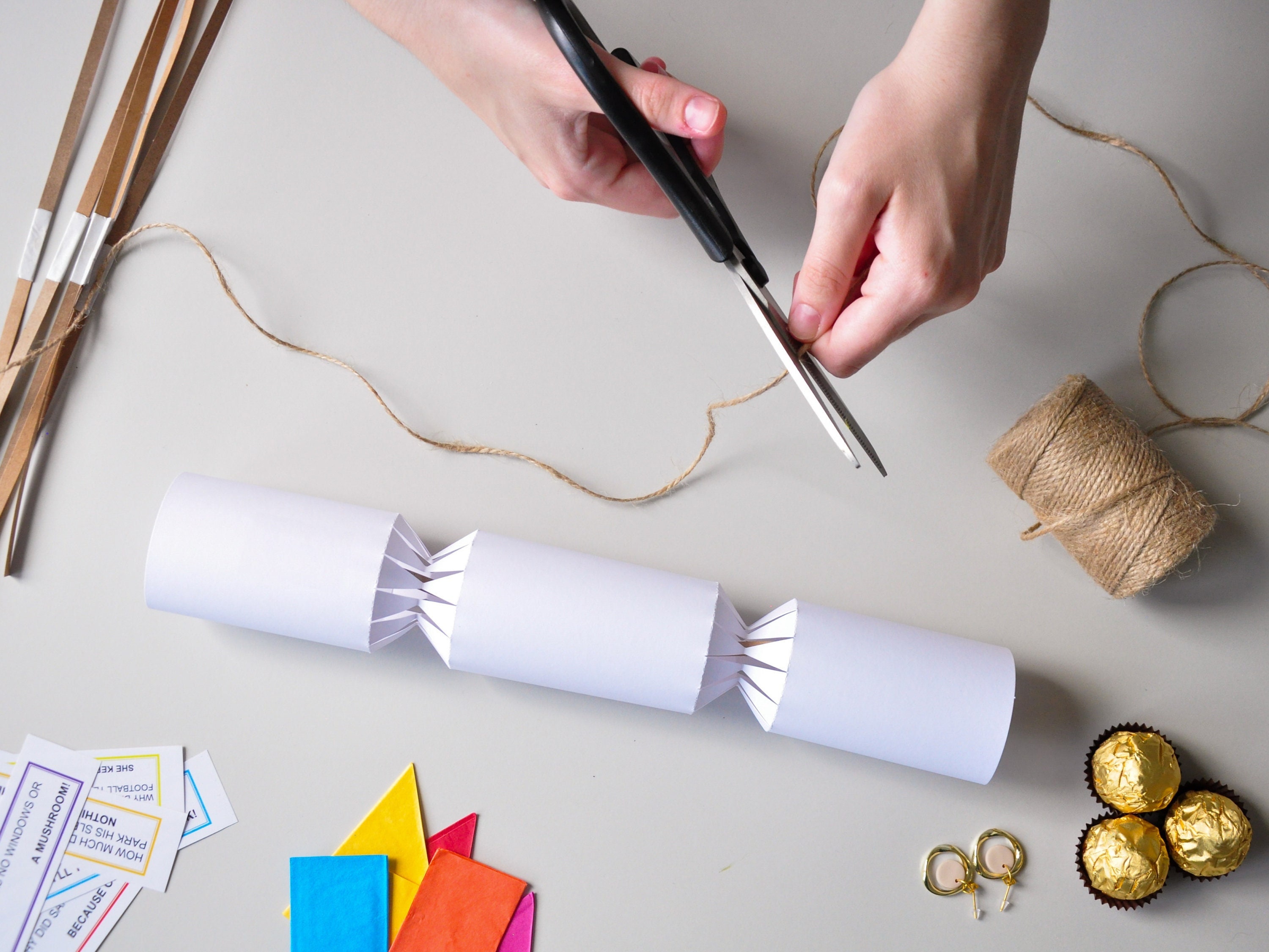 White Christmas cracker kit — The Bespoke Wire Co