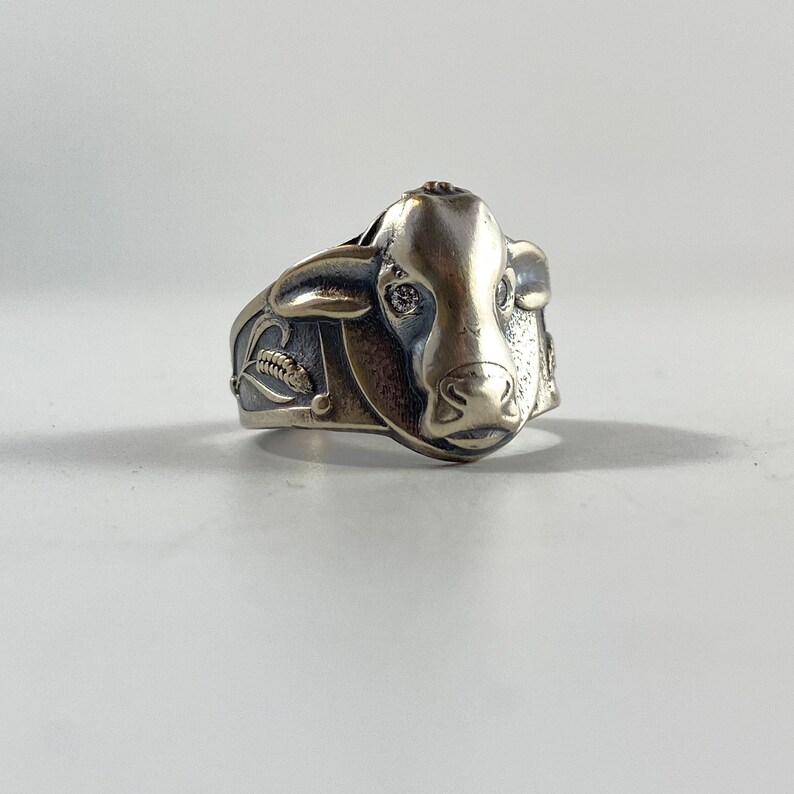 Cow Head Ring With Wheat Heart on Sides Cattle Ring - Etsy