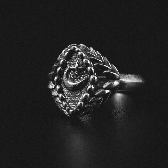 Etsy moon ring store