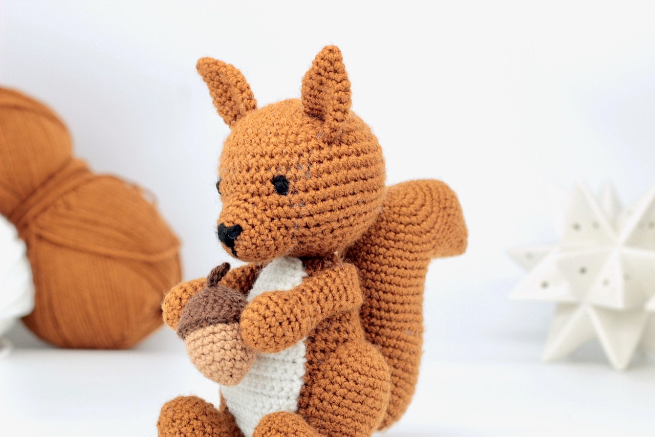 Red Squirrel Crochet Pattern PDF Easy Crochet Squirrel | Etsy Canada