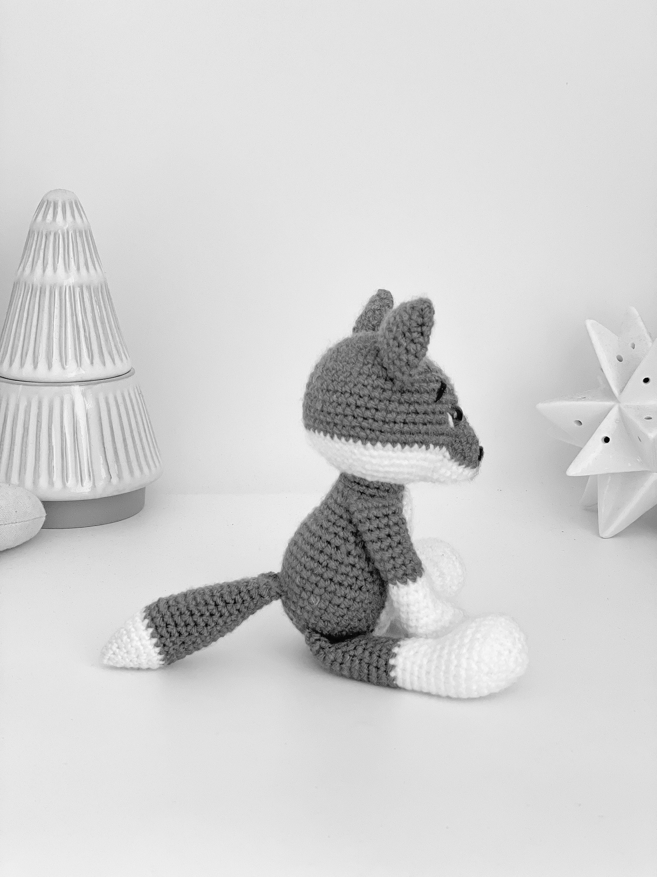Wolf Crochet Pattern - Easy Crochet Wolf Amigurumi Pattern - Cute Wolf ...