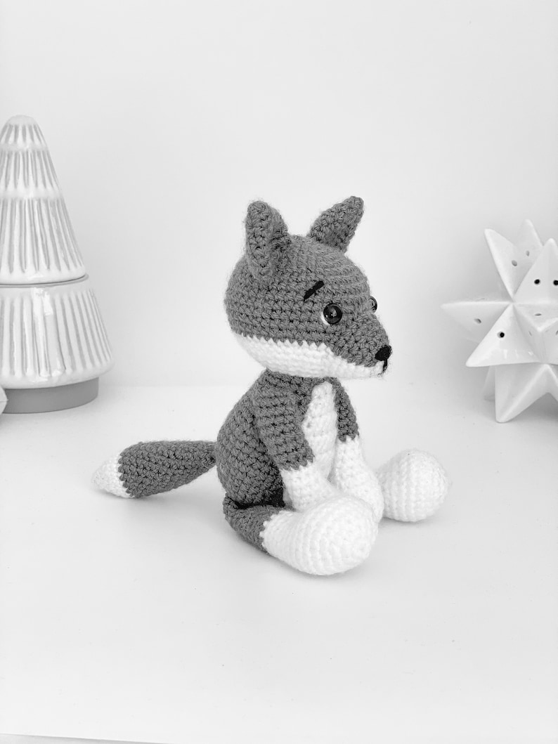 Wolf Crochet Pattern - Easy Crochet Wolf Amigurumi Pattern - Cute Wolf ...
