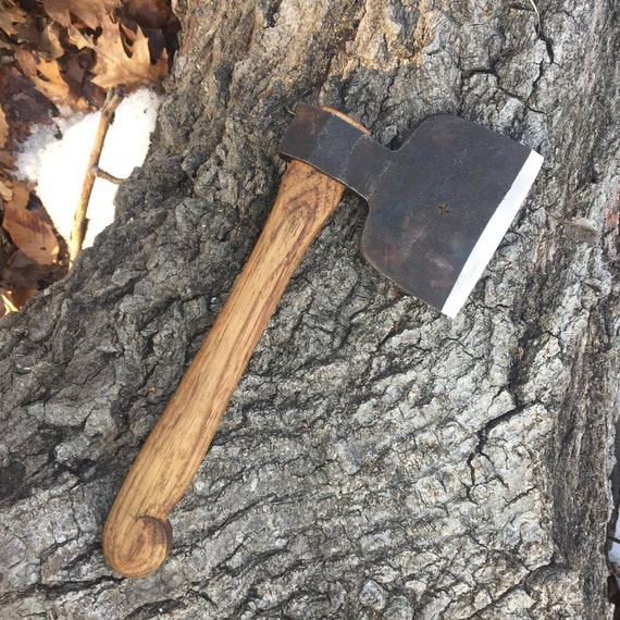 Hewing hatchet store