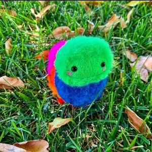 Fuzzy Wuzzy Caterpillar! - Needle-felt - Etsy