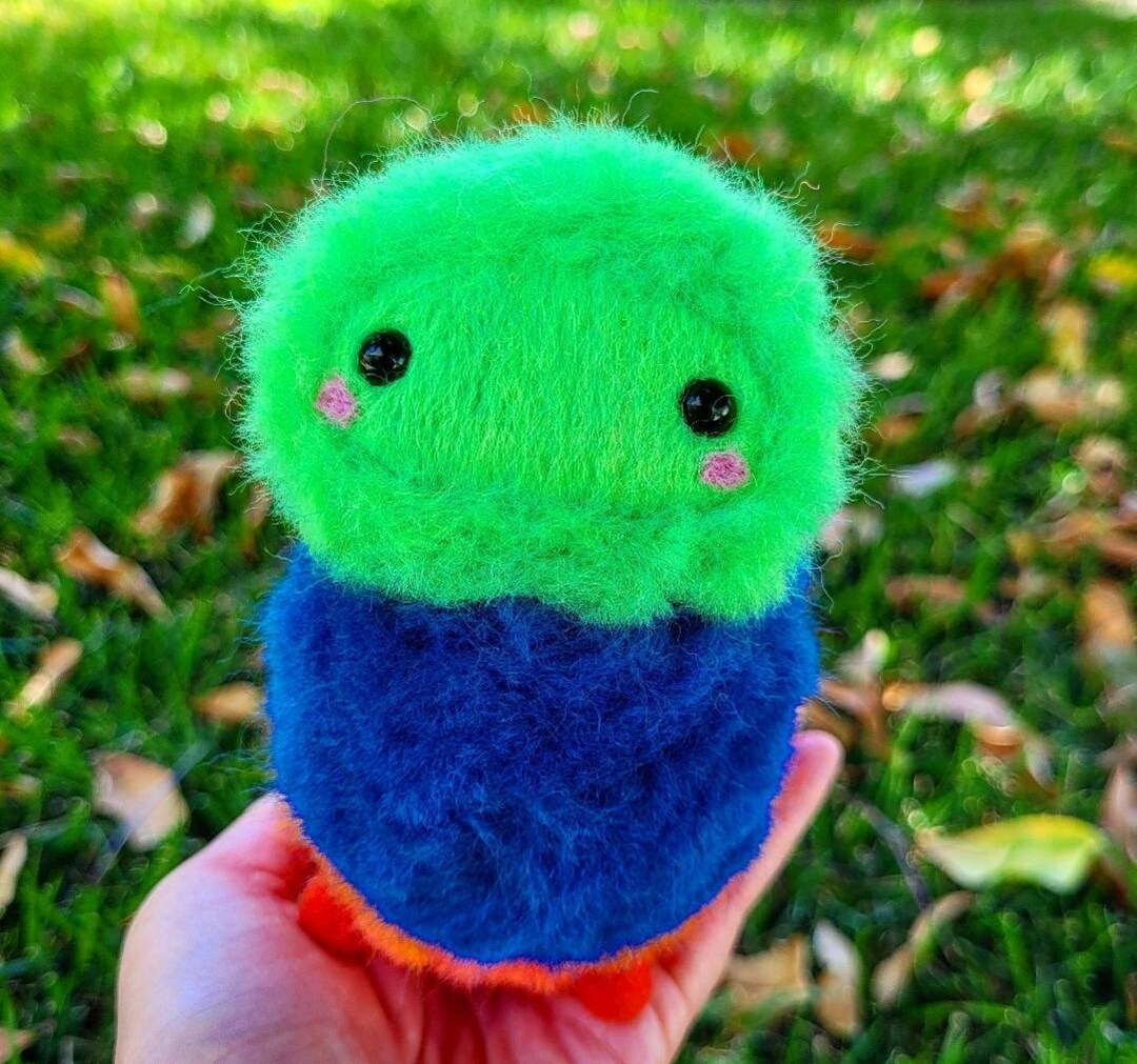 Fuzzy Wuzzy Caterpillar! - Needle-felt - Etsy
