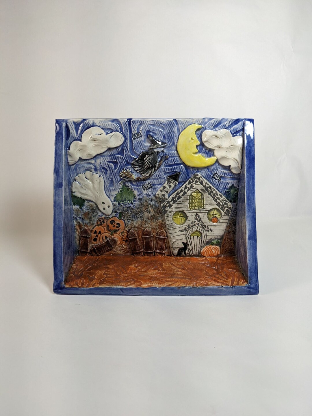 Ceramic Halloween Wall Shelf, Witch Ghost Haunted House Wall Sconce ...