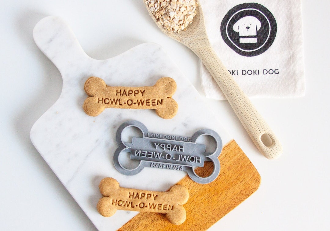 HAPPY HOWL-O-WEEN Dog Cookie Cutter, Bone Shaped Dog Biscuit Stamp ...