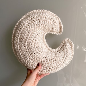 Moon Pillow Crochet Pattern / Nursery Pillow / Galaxy Pillow / Crescent ...