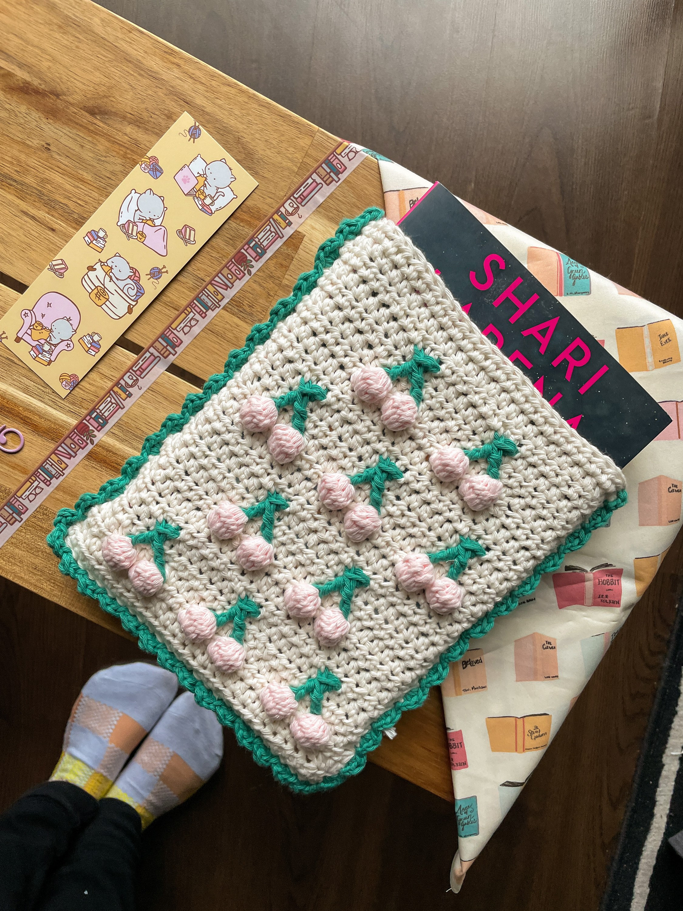 Cherry Book Sleeve Crochet Pattern / Crochet Book Cover / Digital ...