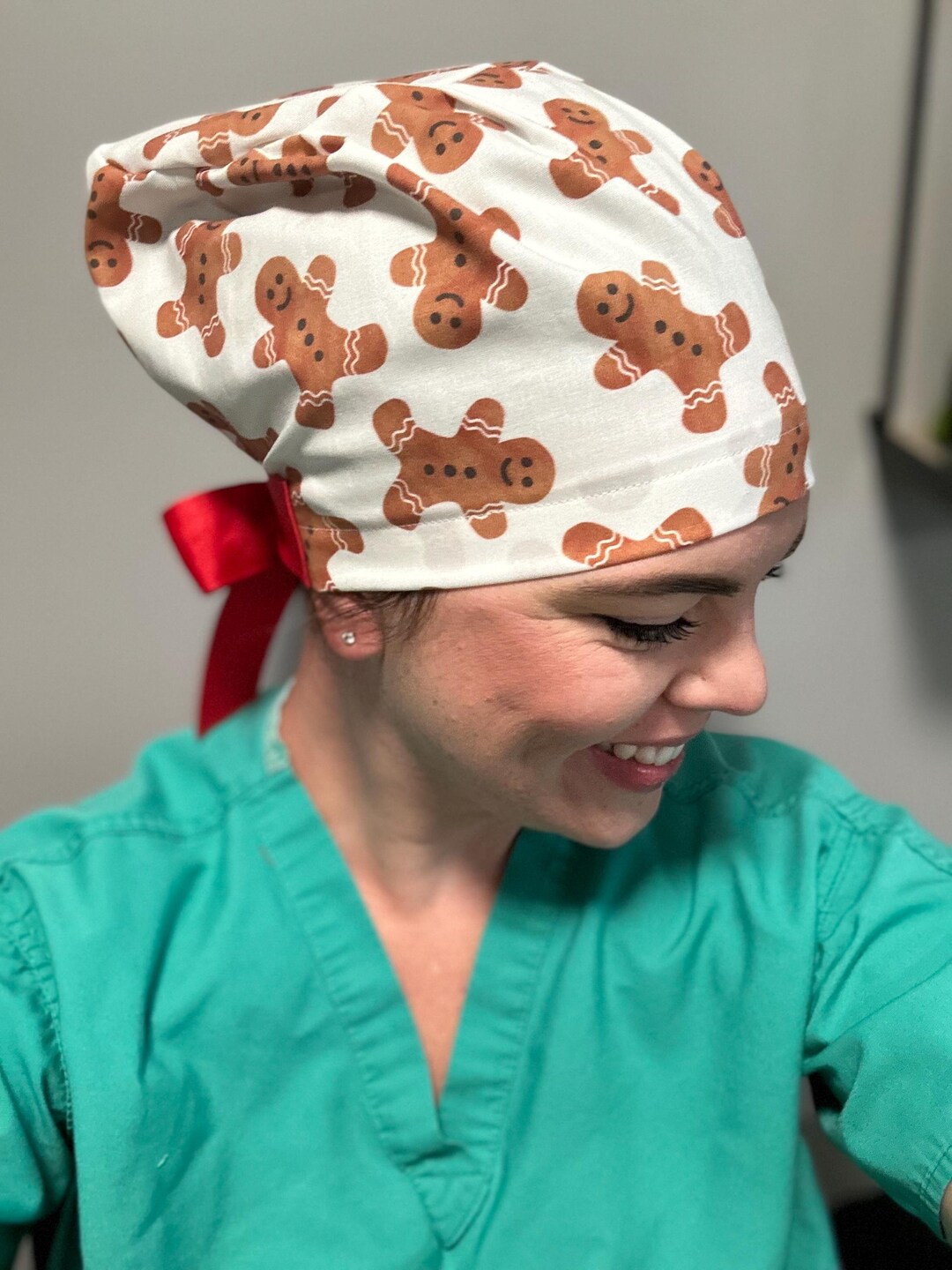 Gingerbread Man Print Scrub Cap: Christmas Holiday Surgical Hat - Etsy