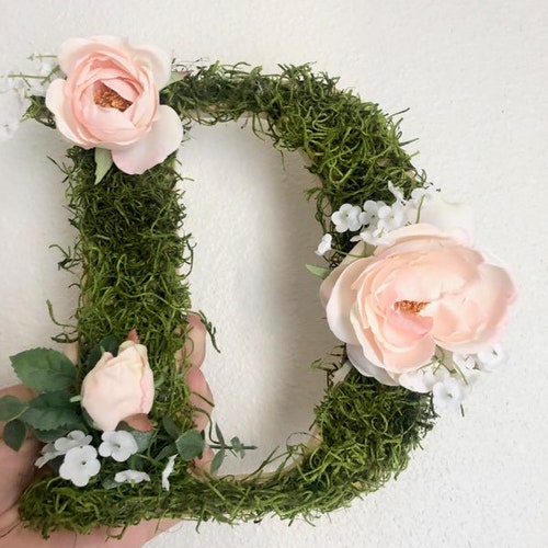 Greenery/ Floral Letter Sign - Etsy